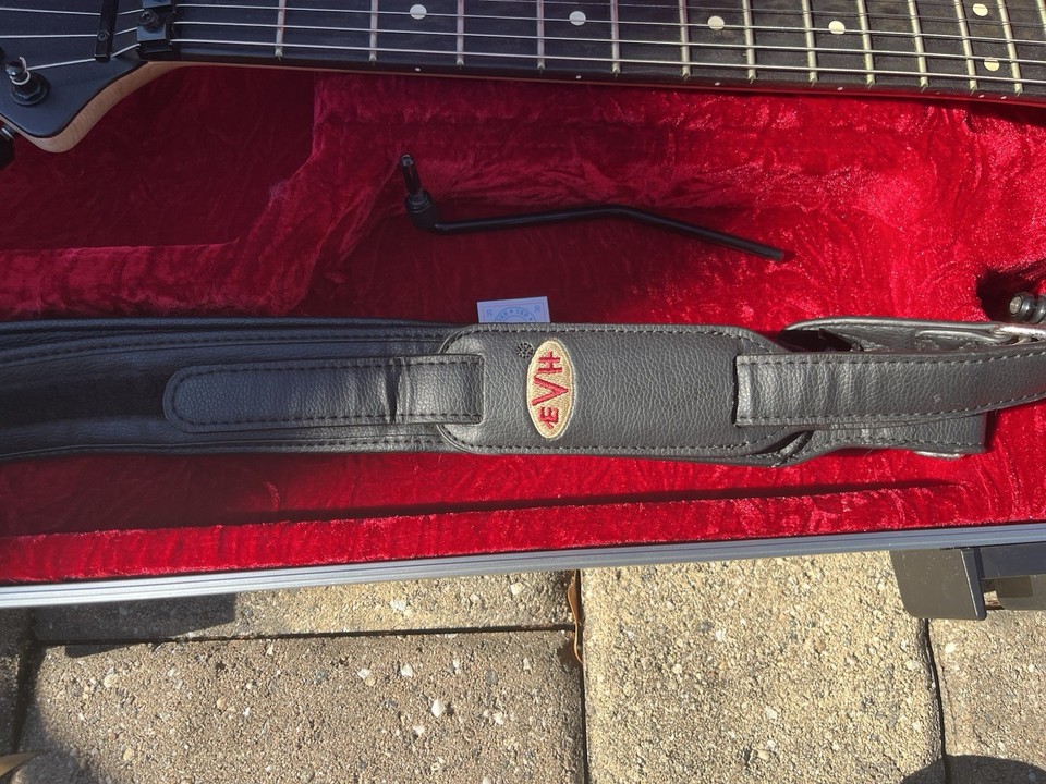 2021 Eddie Van Halen EVH Stealth Black Electric Guitar 5150 W Case | eBay