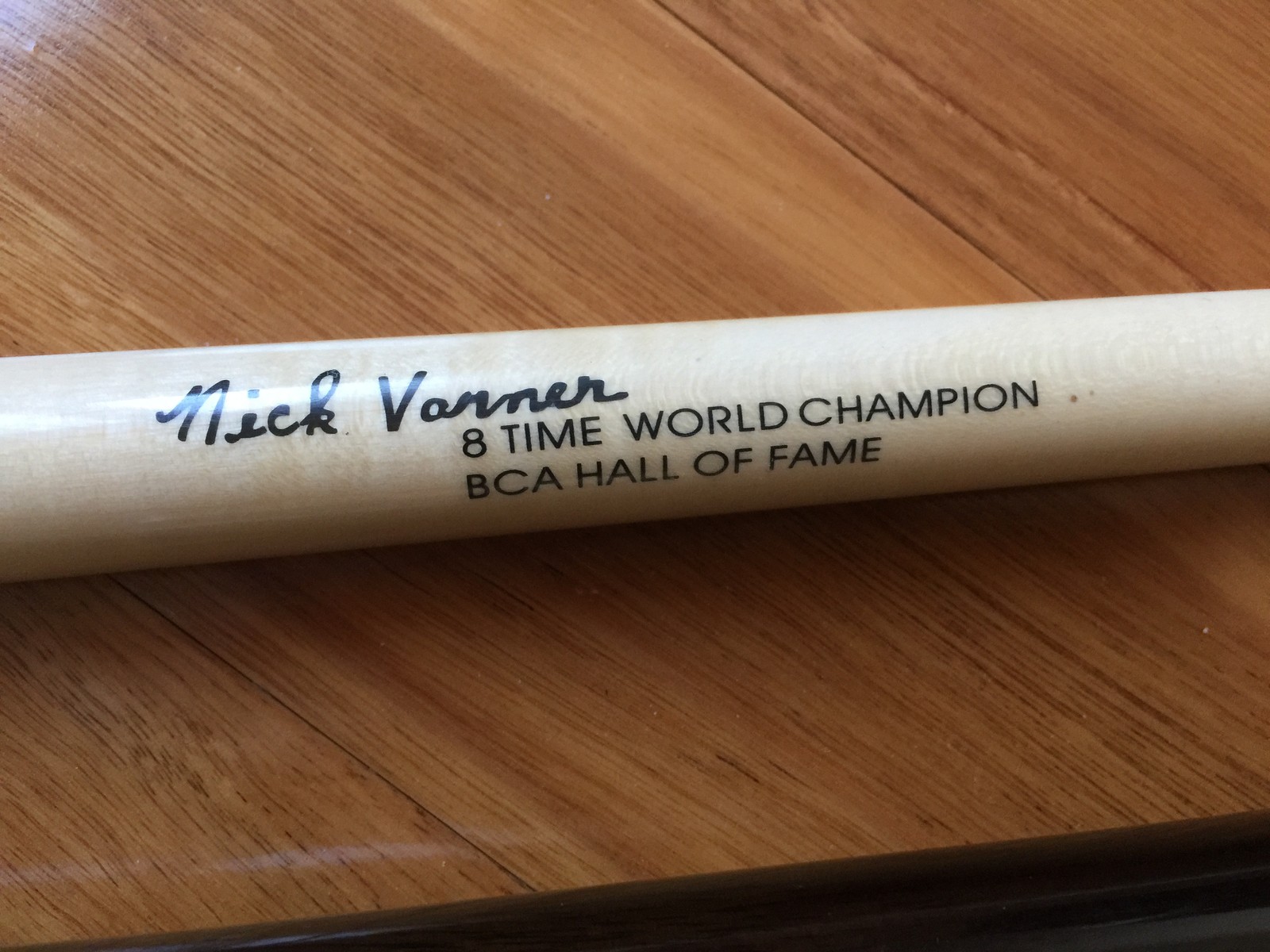 EYECUE Nick Varner Classic 19oz 1cm 2-Piece Maple Wood Cue Snooker Pool ...