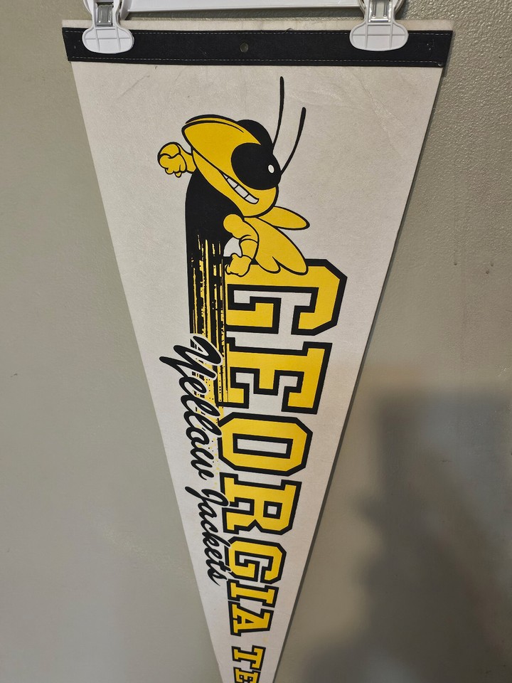 GEORGIA TECH YELLOW JACKETS 12X30 RETRO NCAA VINTAGE FELT PENNANT 2/8 ...