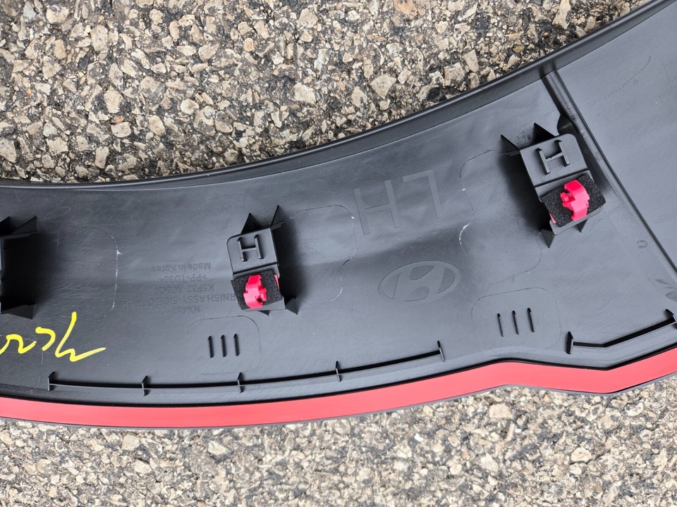 2024 HYUNDAI SANTA CRUZ XRT REAR LEFT FENDER FLARE MOLDING TRIM OEM ...