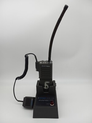 Motorola Mt500 Vintage Two Way Radio Nln-5490A 6 chanels, Used For ...