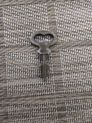 Vintage Case Steamer Box Key Looks Like Eagle. | eBay