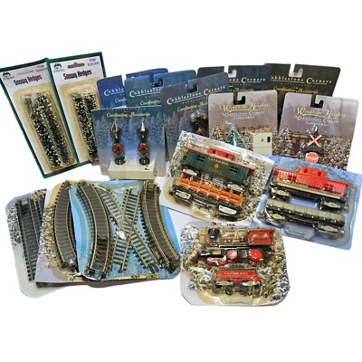 Cobblestone Corners Train Cars Lot With Track And Accessories NEW Lot 1 ...