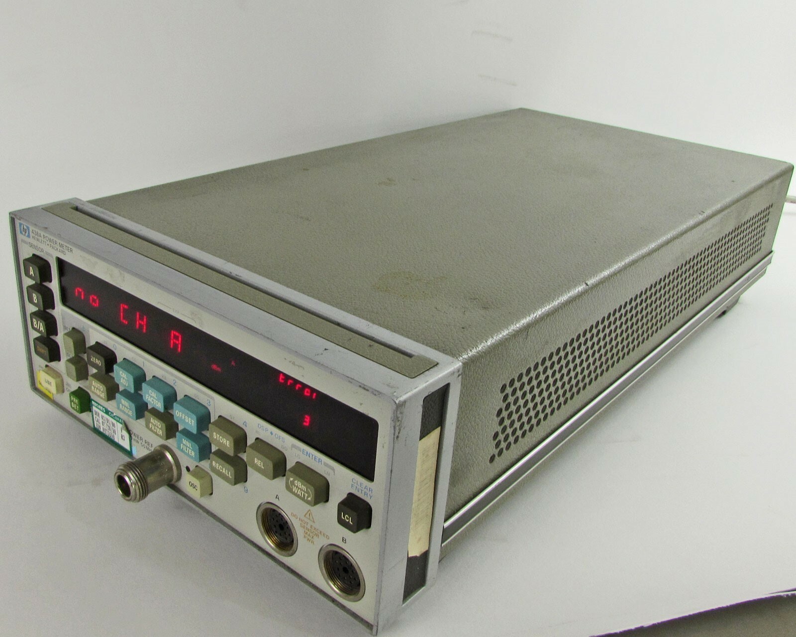HP/Agilent 438A Dual Channel Power Meter 100 kHz to 26.5 GHz OPT. 002 ...