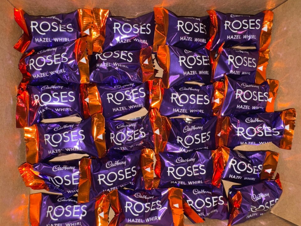 Cadbury ROSES Chocolates Choose Your Own Type Weight Pick And Mix XMAS ...