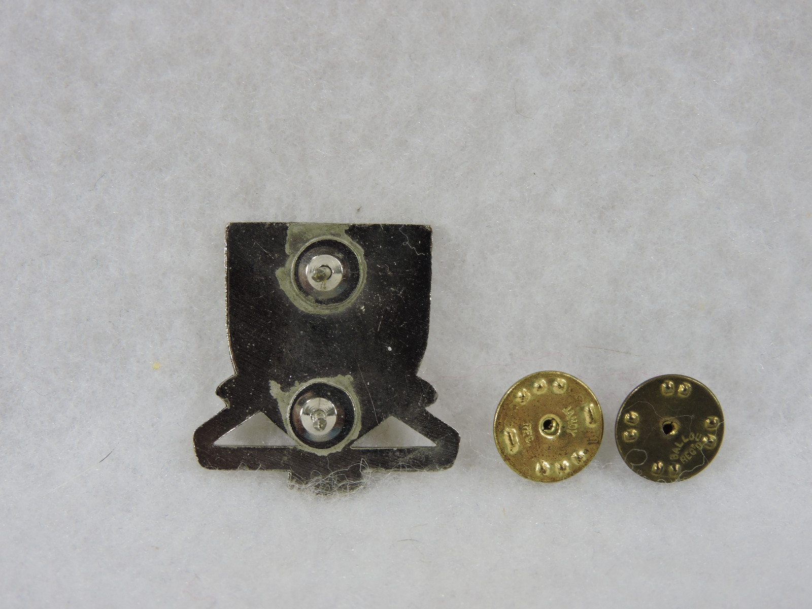 US Army 382nd MP's Military Police Battalion DI Pin Crest Insignia CB ...