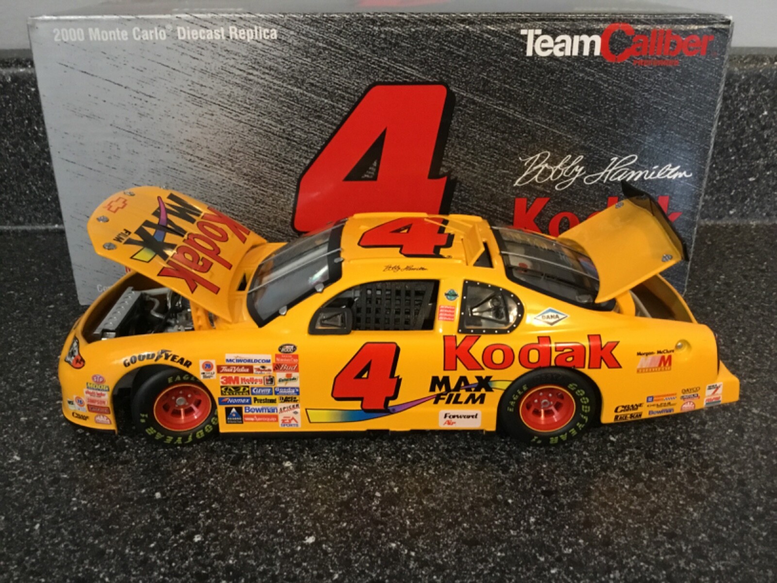Bobby Hamilton #4 Kodiak Chevrolet 2000 Team Caliber 1/24 Scale NASCAR ...