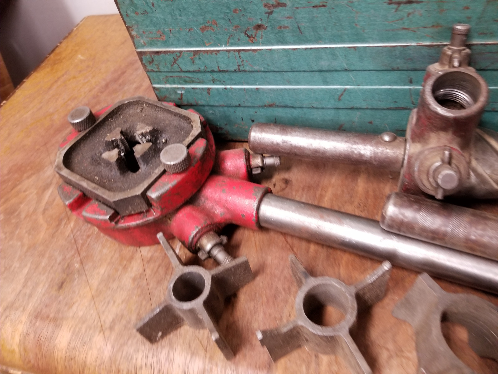 Lot of Vintage Pipe Threading Tools with Toolbox | eBay
