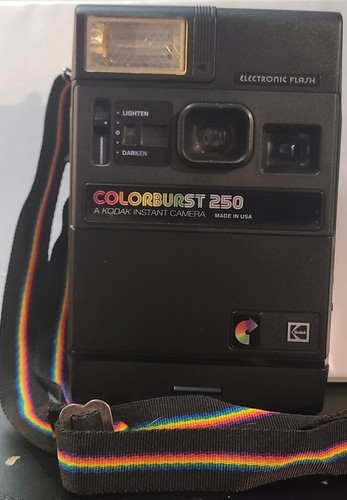 🔥🔥VINTAGE 1979 KODAK COLORBURST 250 INSTANT CAMERA W/ STRAP ...