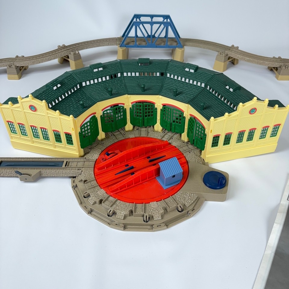 Trackmaster Thomas and Friends at Tidmouth Sheds Complete Set ...