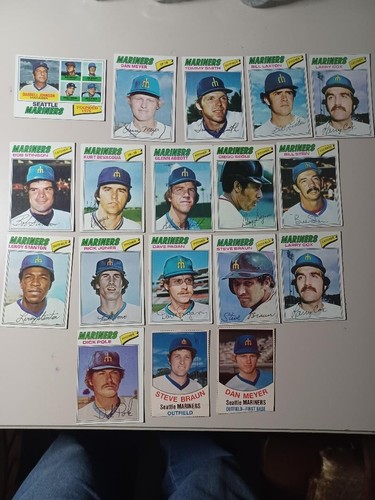 LOT 18 1977 SEATTLE MARINERS BASEBALL CARDS INAUGURAL SEASON CHECKLIST ...