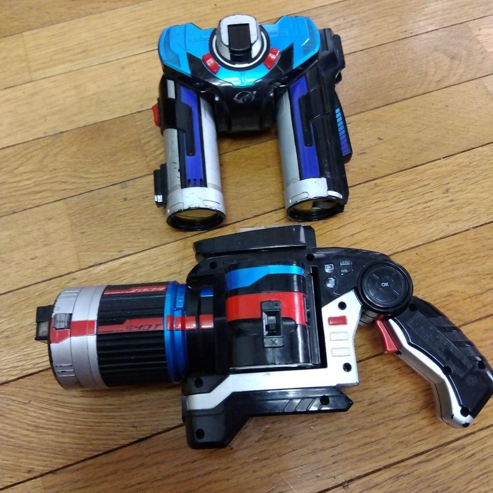 Bandai Go Busters DX Pretend Set including Ichigan Buster and Sogan ...