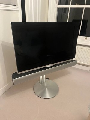 Bang & Olufsen Beovision 7-40 TV Motorized Floor Stand with Speaker ...