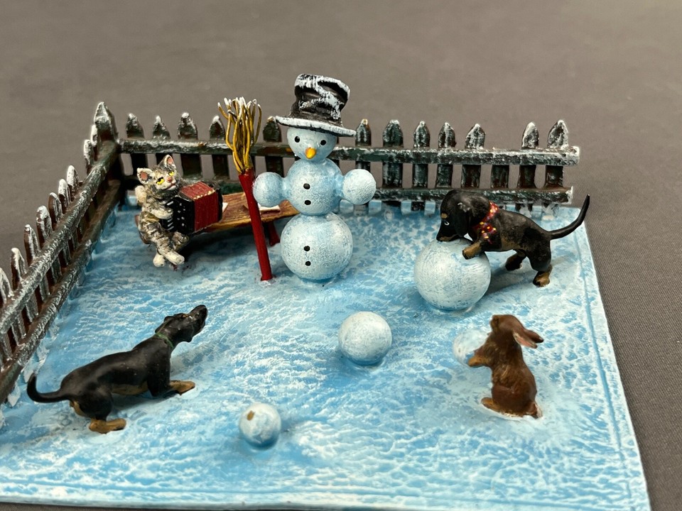 Cold Painted Bronze Diorama Miniature Winter Scene Snowman and Animals ...