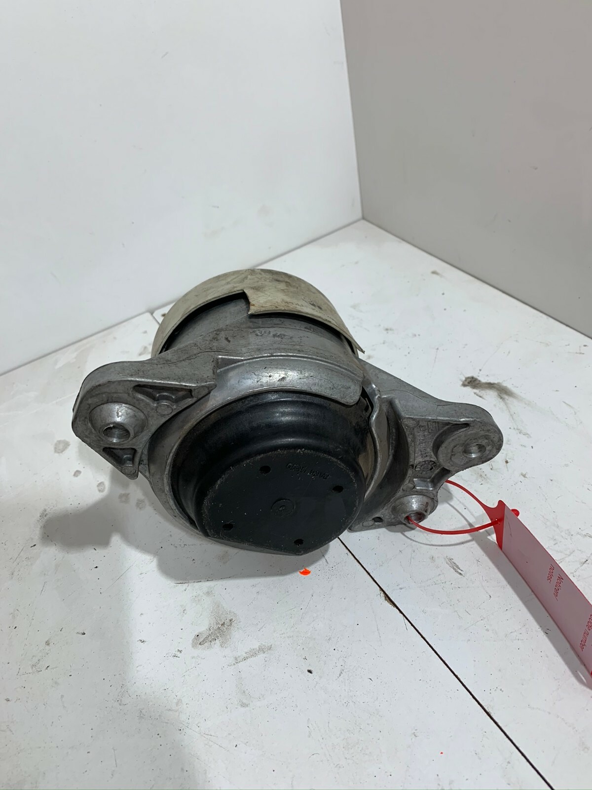 GENUINE MERCEDES GLC , C CLASS W205 RIGHT SIDE ENGINE MOUNT A2052407900 ...