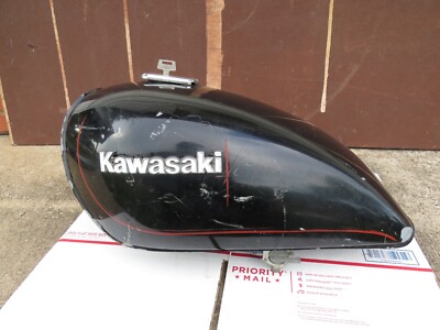 Black Gas Fuel Tank w/ Cap & Key Kawasaki 1982 KZ305? 1980 KZ650? | eBay
