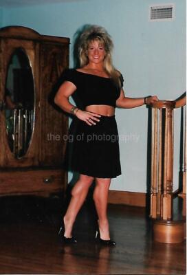 FEMALE BODYBUILDER 80's 90's FOUND PHOTO Color ROBUST FEMALE Original ...