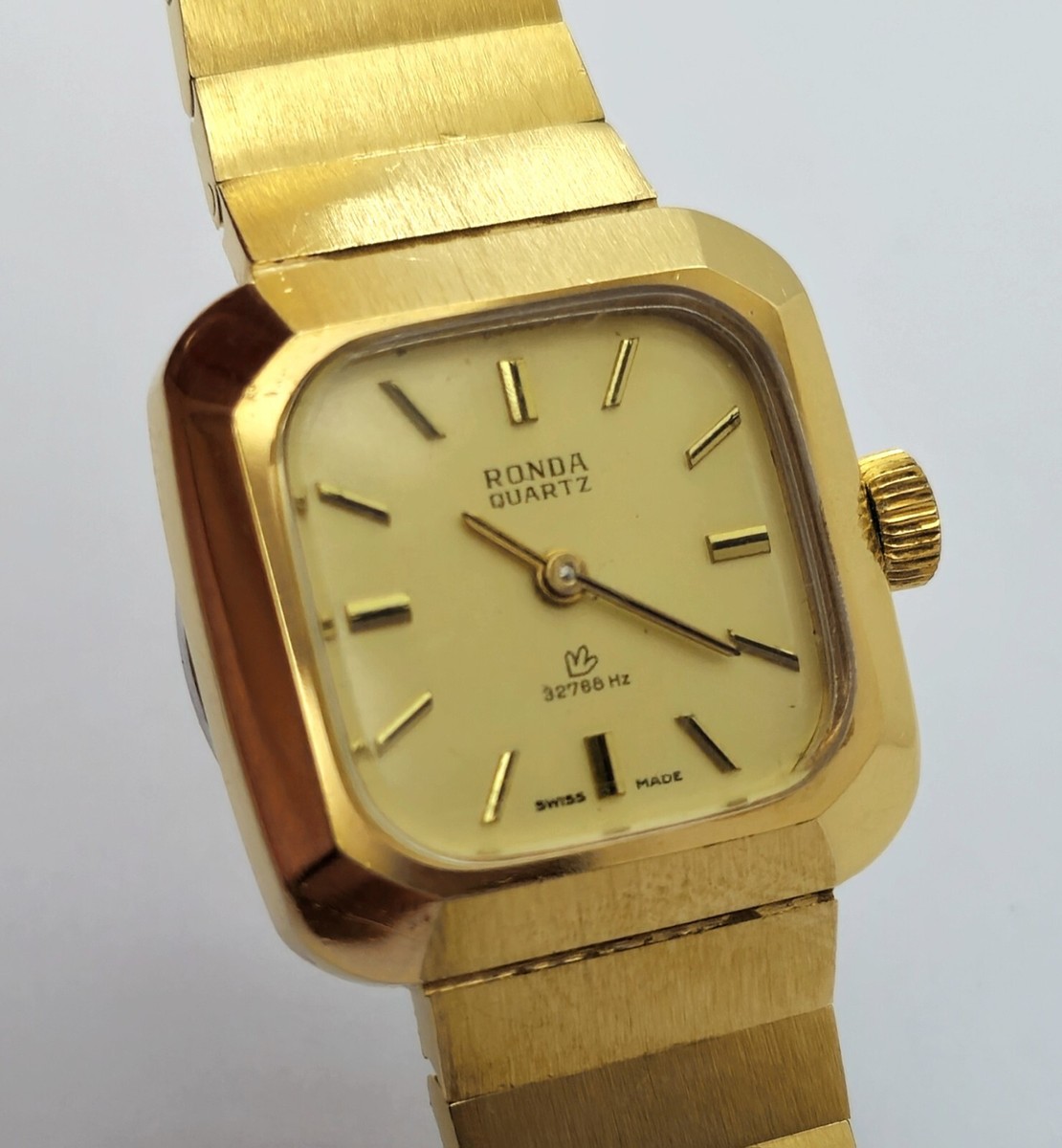 Vintage Ronda 32768 Hz. Swiss Quartz Ladies Watch ~ New Vintage Ronda 32768 Hz. Swiss Quartz Ladies Watch ~ New