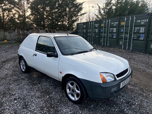 FORD FIESTA XRV LOOKALIKE TD VAN 2000 | eBay UK