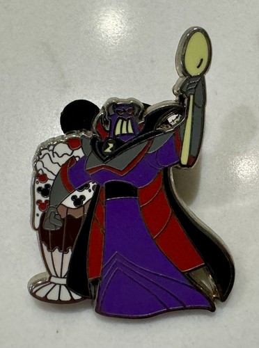 RARE 2015 Disney DSF DSSH Zurg Toy Story Pin Traders Delight GWP LE 300 ...