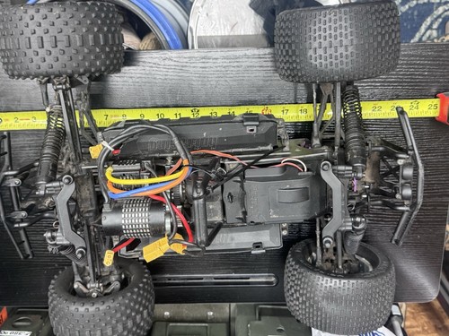 Huge Lot Of RC Cars & Various Tires Chargers Controllers TRAXXAS HPI ...