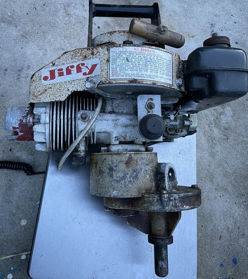 Vintage Jiffy Gas Ice Auger Engine With Amazing Patina Not Frozen No ...