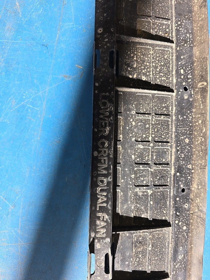 2019-2021 Chevy Silverado GMC Sierra Radiator Air Lower Baffle ...