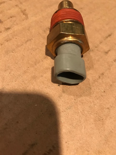 INTERNATIONAL COOLANT WATER TEMPERATURE SENSOR PART # 1675751C1 for ...