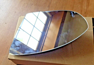 Volkswagen Golf Side View Mirror Glass Passenger Right Side 5GO 857522 ...