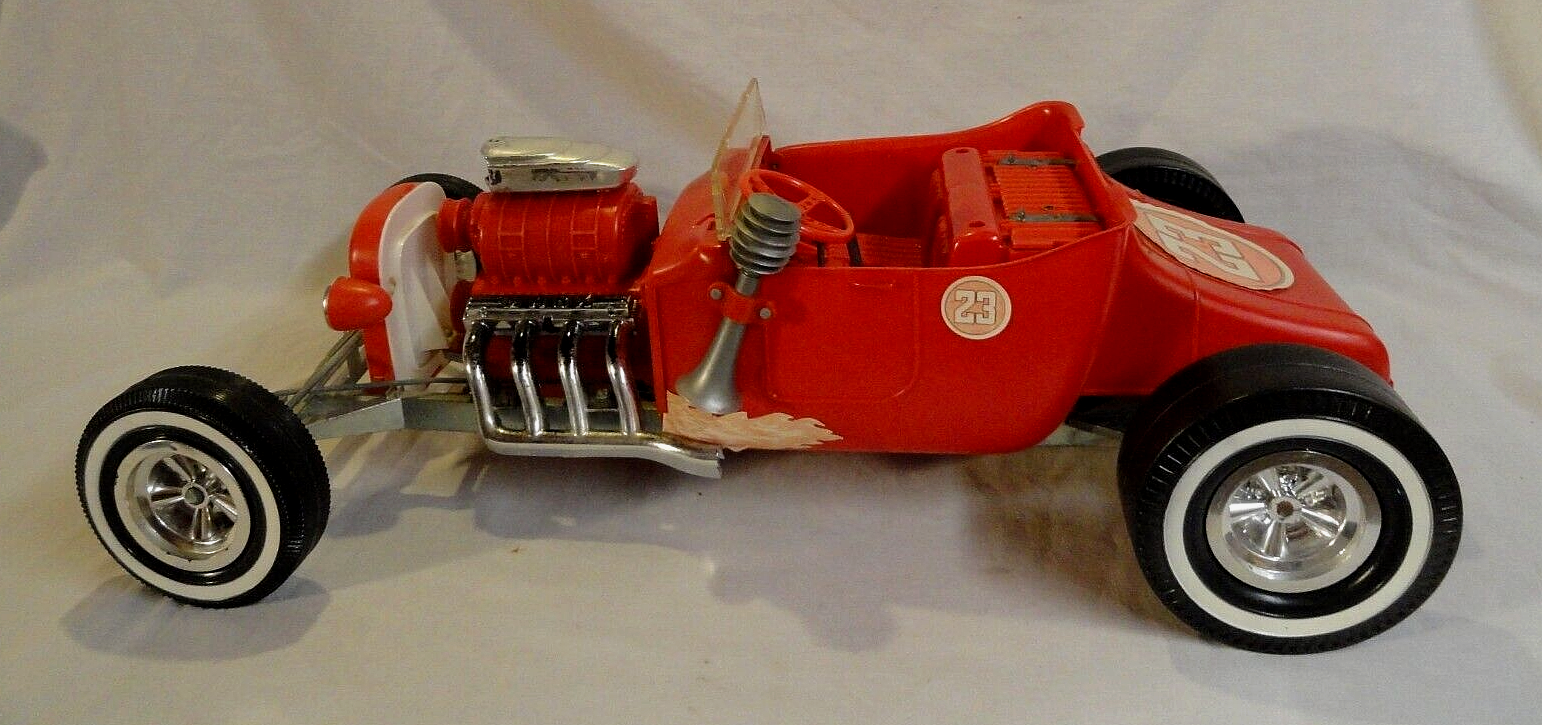 LOOK! VINTAGE 1965 MARX GIANT 1/8 "BIG RED" FORD HOT ROD BATTERY ...