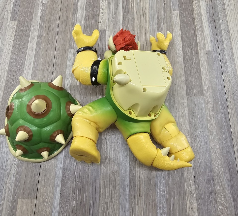 Super Mario Bros. Movie 7 Inch Bowser Action Figure w/Fire Red Light In ...