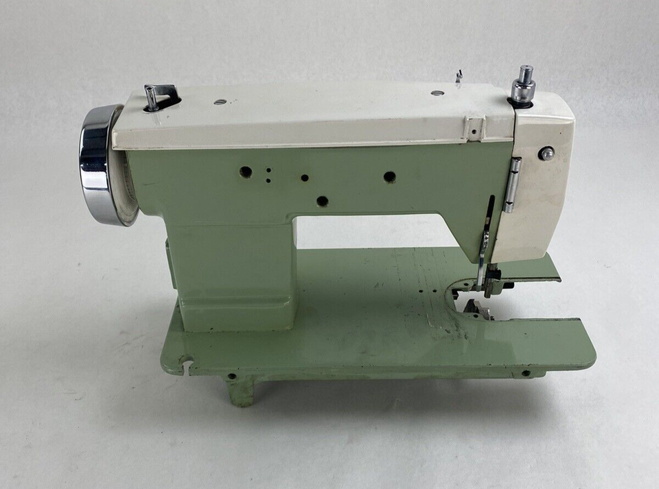 Vintage Dressmaker Sewing Machine Model Number 205 For Parts or Repair ...