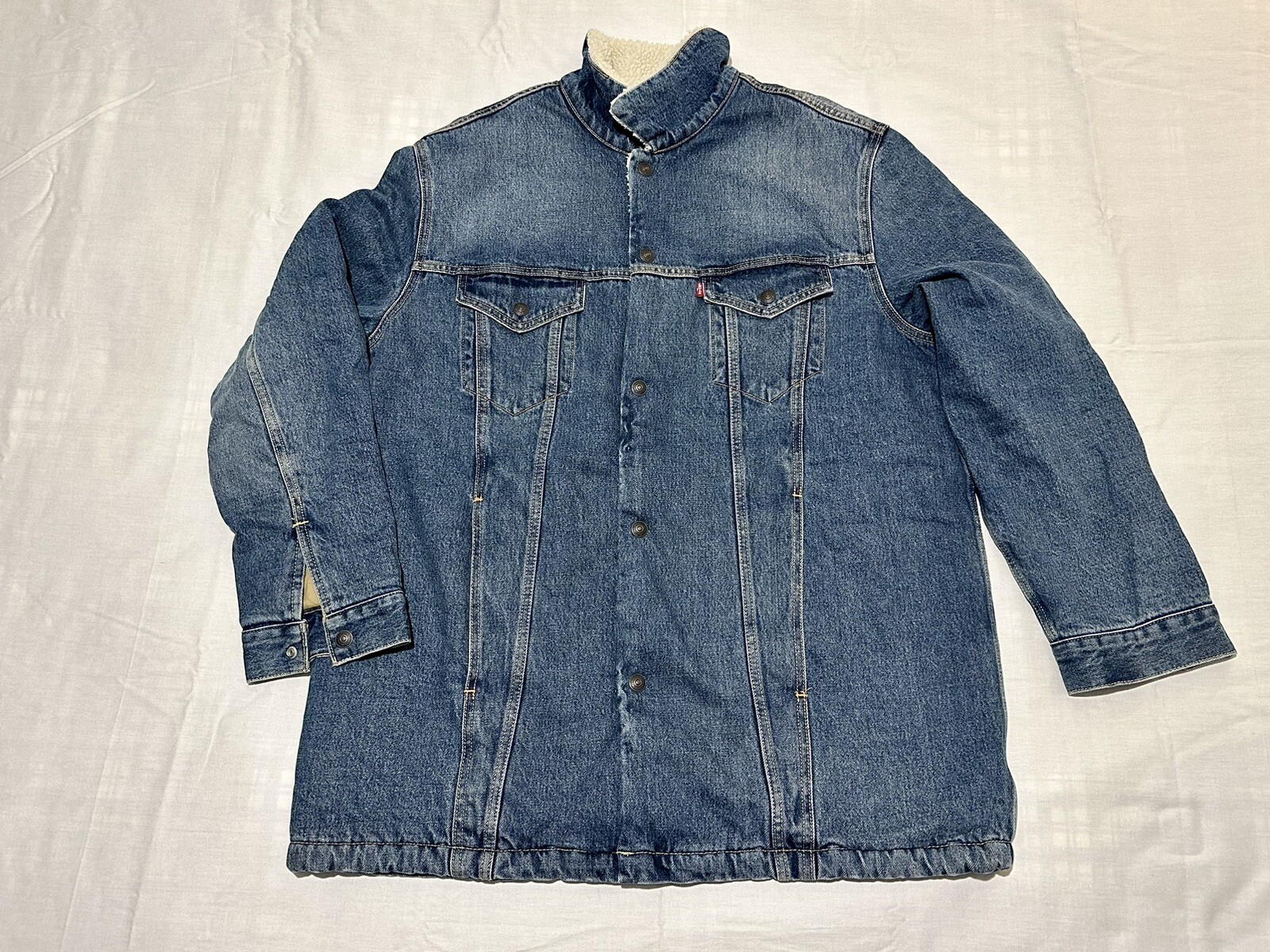Levi’s Long Trucker Jacket XL Sherpa Lined | Medium W… - Gem