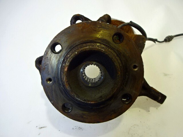 1607557480 Hub Pillar Stub Axle Front Left CITROEN Ds3 1.2 B 5m 81kw ...