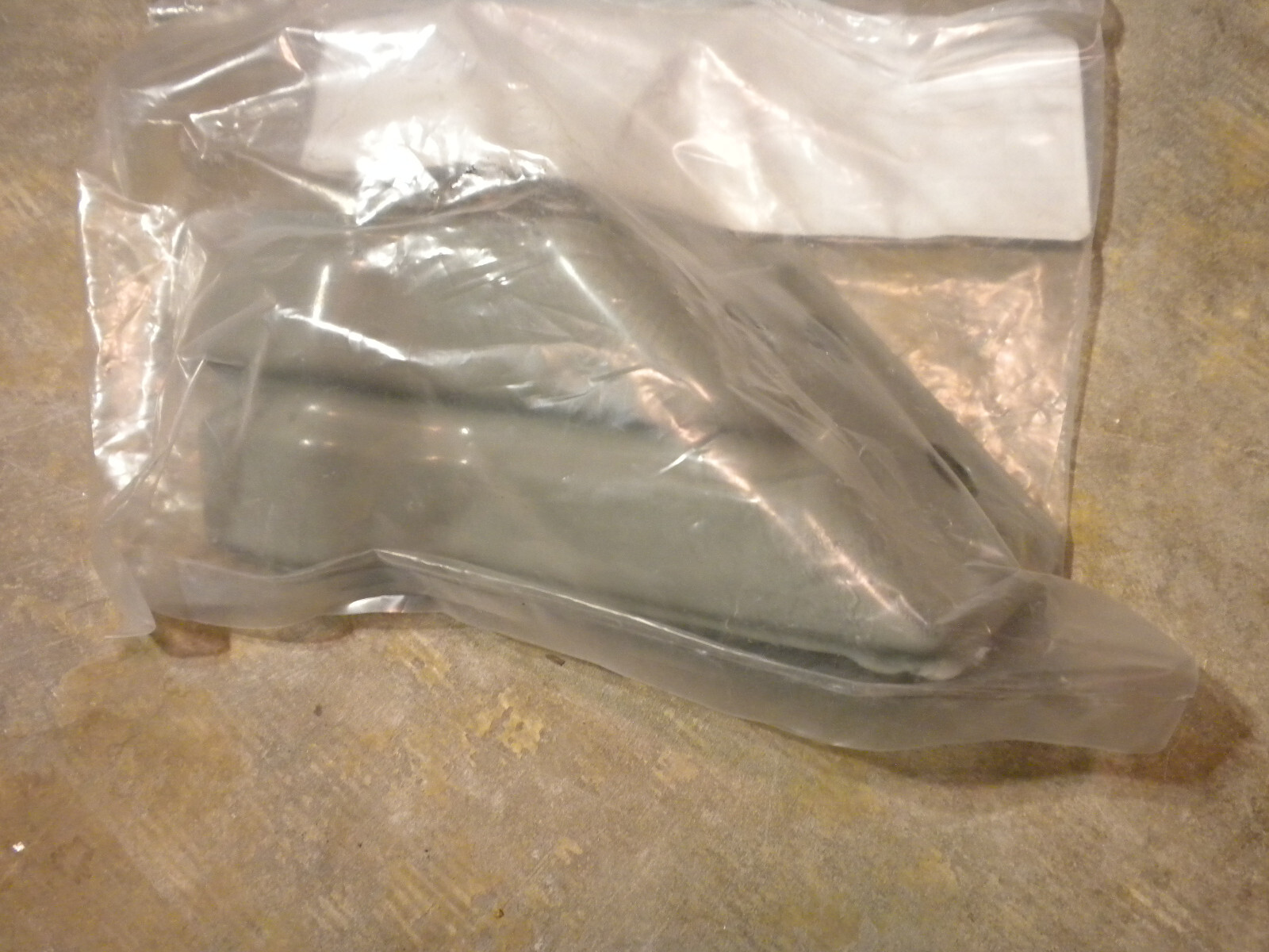 11-15 Kia Sorento RH Passengers Side Front Fender Front Bracket 86594 ...