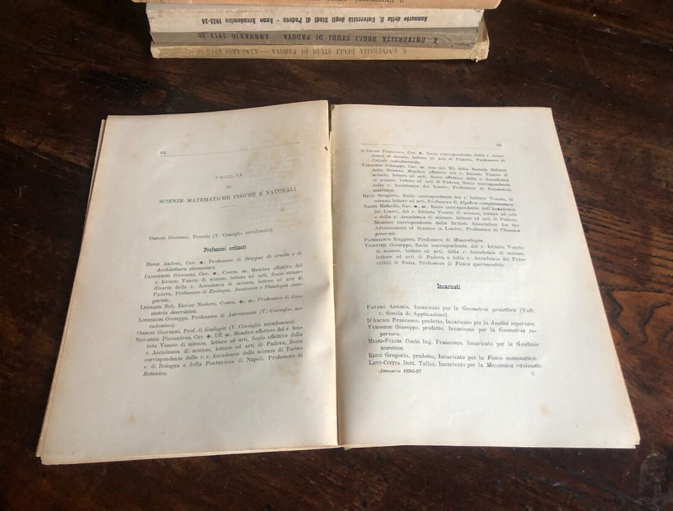 Yearbook of the Royal University of Padua. Available from 1897 to 1910 ...