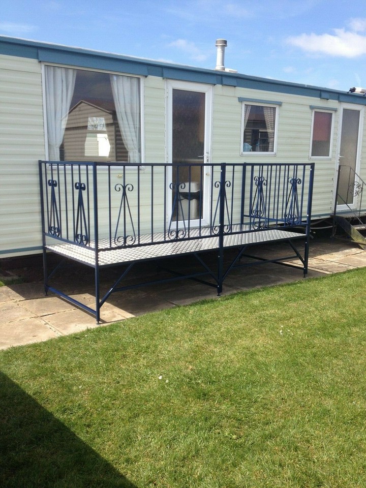 Caravan steps verandas steps made to measure steps for static caravans ...