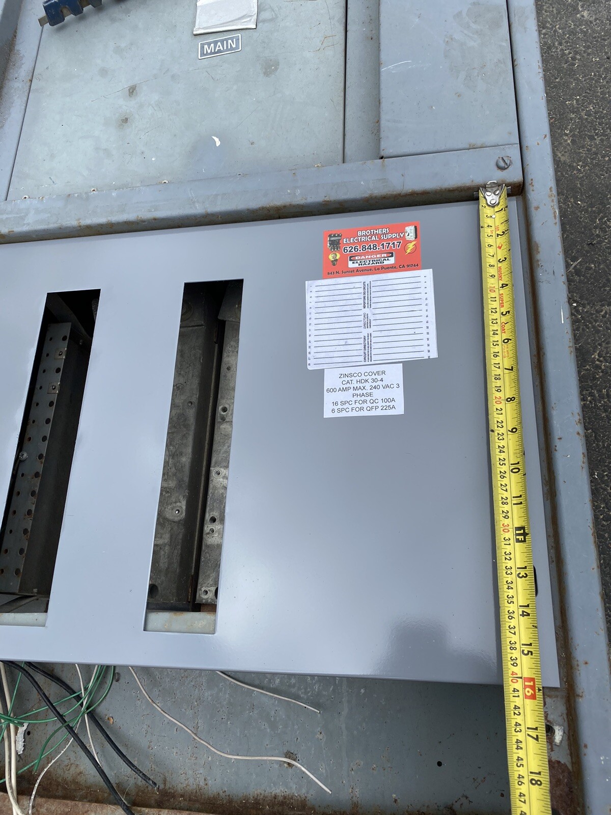 ZINSCO SWITCHGEAR COVER 600A MAX. 240V 3 PH LONG 15 3/4 WIDE 27 3/4 ...