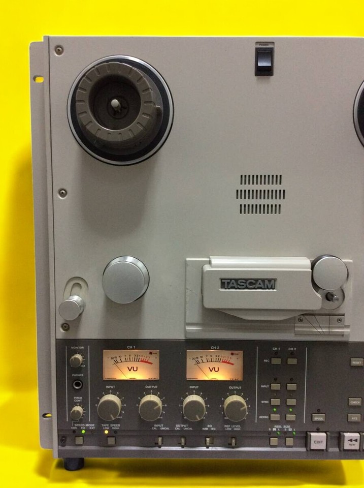 [Beauty] 2 track TASCAM BR-20 REEL TO REEL Tape Deck Working w/reel ...