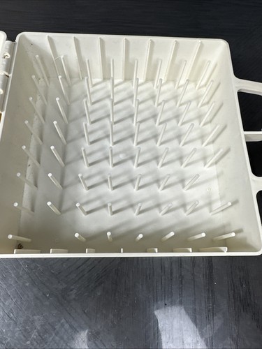 Vtg Sewing Thread Box Caddy Folding Storage Organizer 118 Cap. See ...