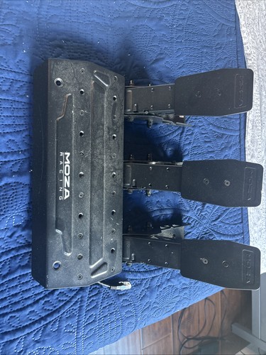 Moza R5 Direct Drive SIM Racing Bundle with Clutch And Thrust master ...