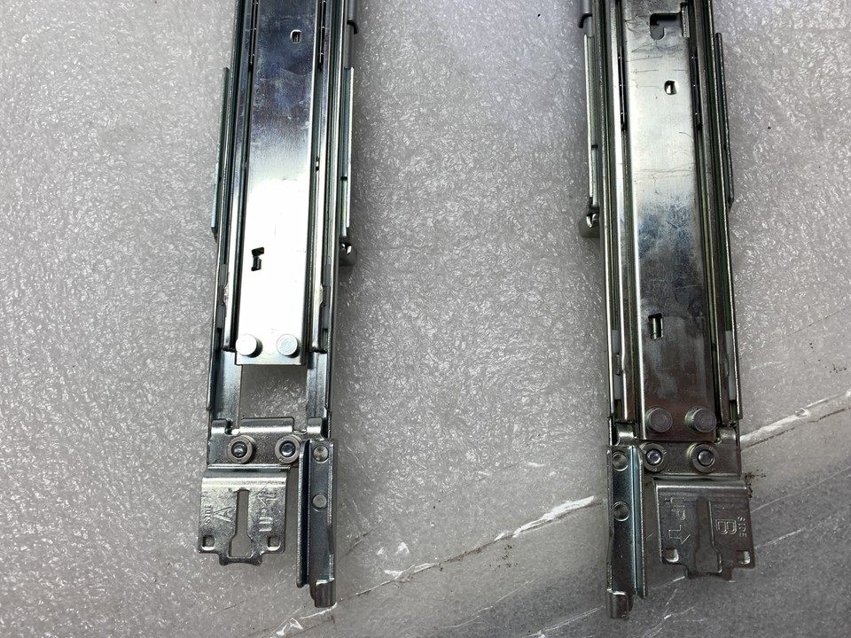 Dell 09RFVV 0RK1KT PowerEdge Server Rack Rails R320 R330 R420 R620 R630 ...