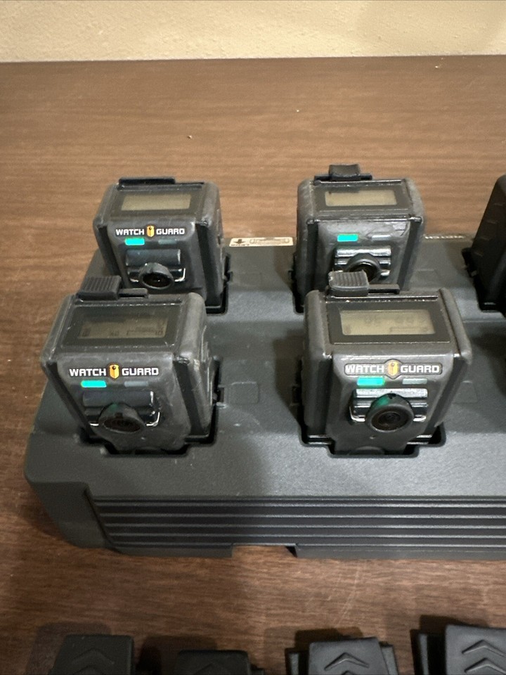 LOTOF8 WatchGuard WFC1 VISTA WIFI Body Cam w WatchGuard VTS1 With Clip ...