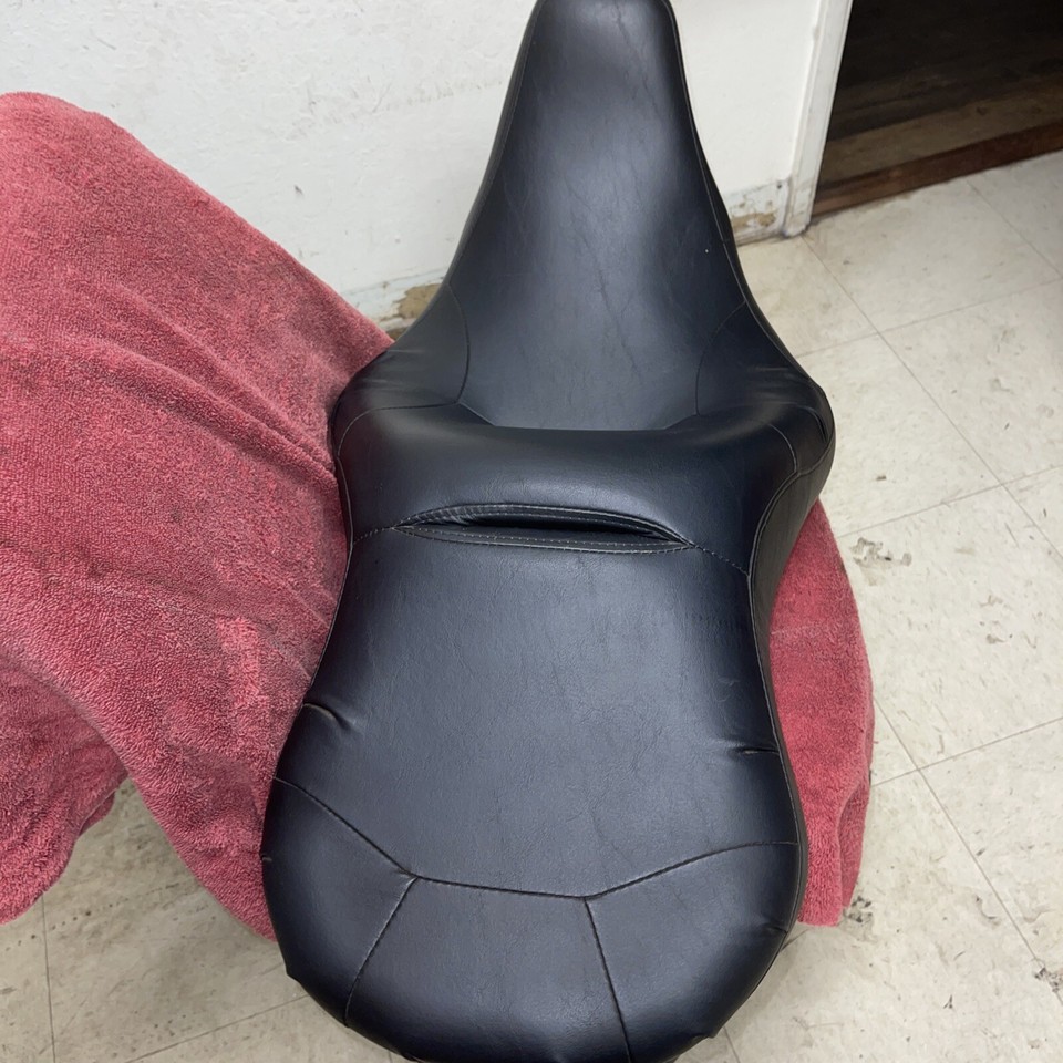 Harley-Davidson Badlander Touring bagger Seat RDW 92/61-0067 2304(231 ...
