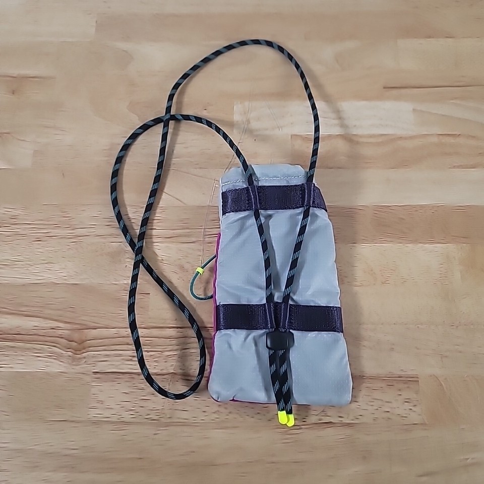 Lululemon Play Forward Crossbody Pouch Bag Vapor/Highlight Purple ...