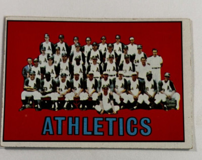 1967 TOPPS #262 KANSAS CITY A'S TEAM CARD W/JIM 'CATFISH' HUNTER & LUKE ...