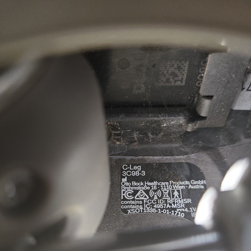 Ottobock Prosthetic C-leg 4 with Prymod top, Proflex XC Torsion Foot w ...