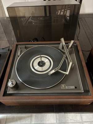 Magnavox Micromatic Vintage Turntable with Dustcover | eBay