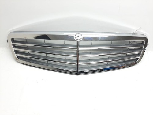 08-11 Mercedes 204 C300 C350 Grille Front Upper Chrome 2048800323 | eBay