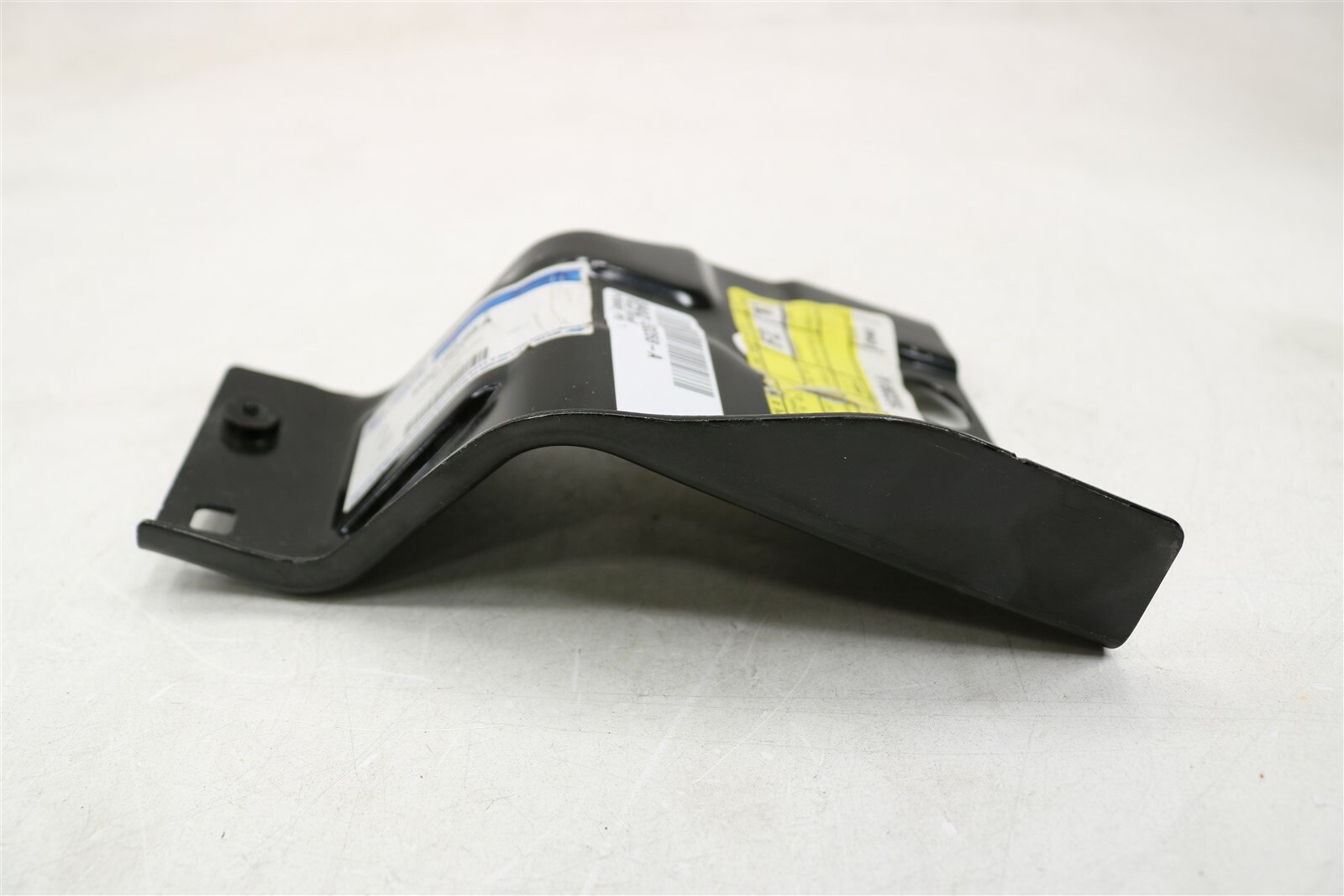 NEW OEM Ford Front Right Fender Mounting Bracket 8A8Z-16D268-A Flex ...